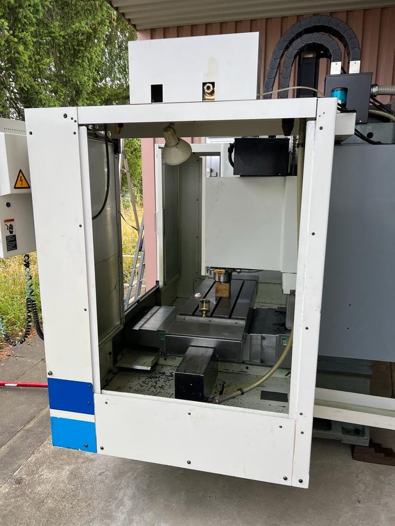 دستگاه فرز CNC شرکت FADAL مدل VMC 3016 L